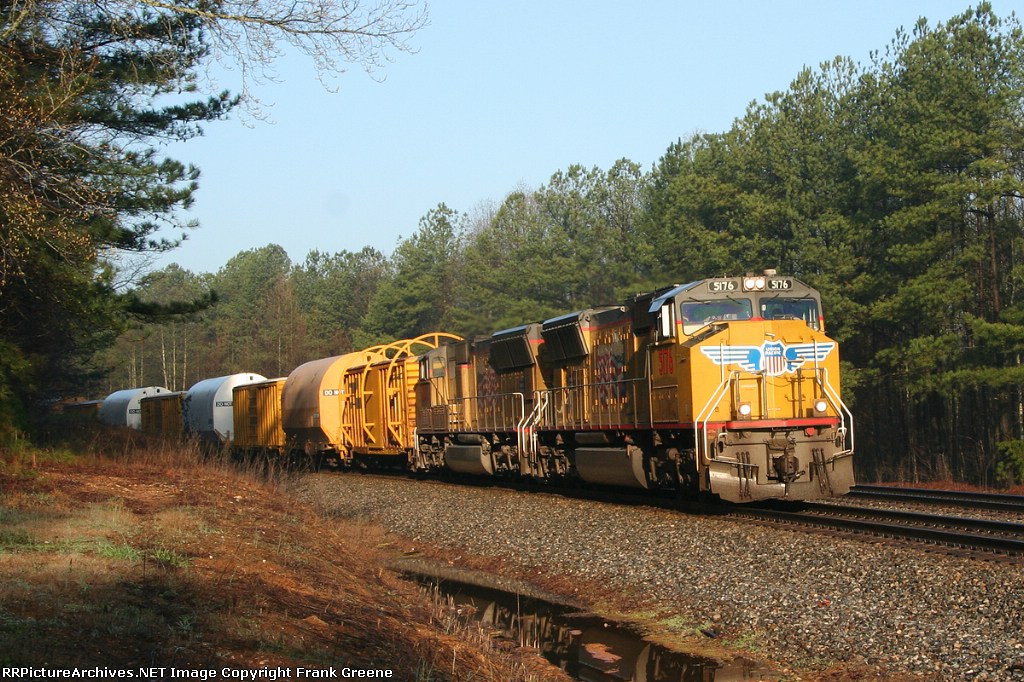 UP 5176 on NS Train O56, NASA rocket motor train